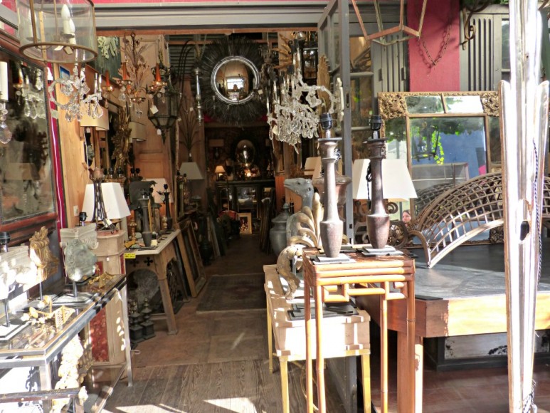 Visite du Marché aux Puces de Saint-Ouen - Blog Voyage & Outdoor Trace Ta Route