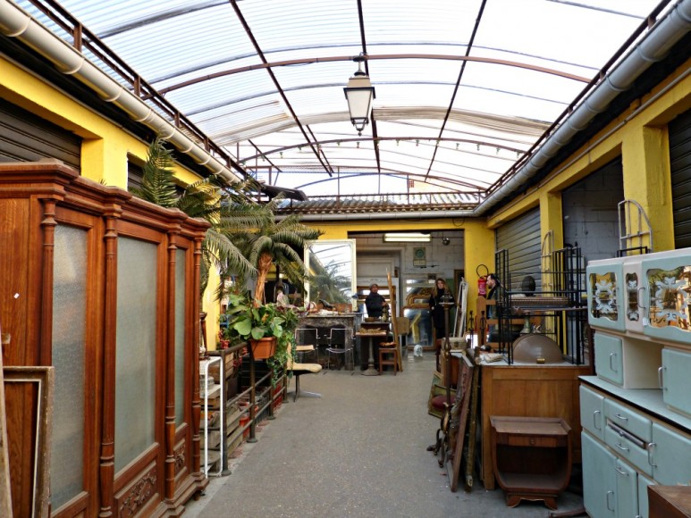 Visite du Marché aux Puces de Saint-Ouen - Blog Voyage & Outdoor Trace Ta Route