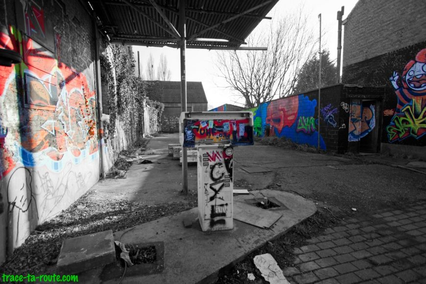 Visiter DOEL, village fantôme en Belgique - Blog Voyage & Outdoor Trace ...