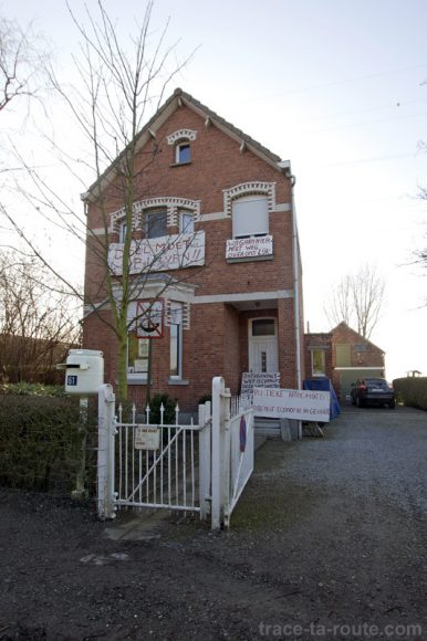 Visiter DOEL, village fantôme en Belgique - Blog Voyage & Outdoor Trace ...