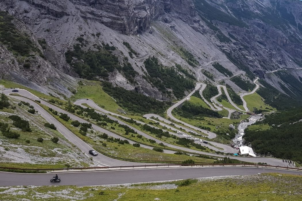 Ascension du Col du Stelvio, légende d'Italie - Blog Cyclisme Trace Ta ...