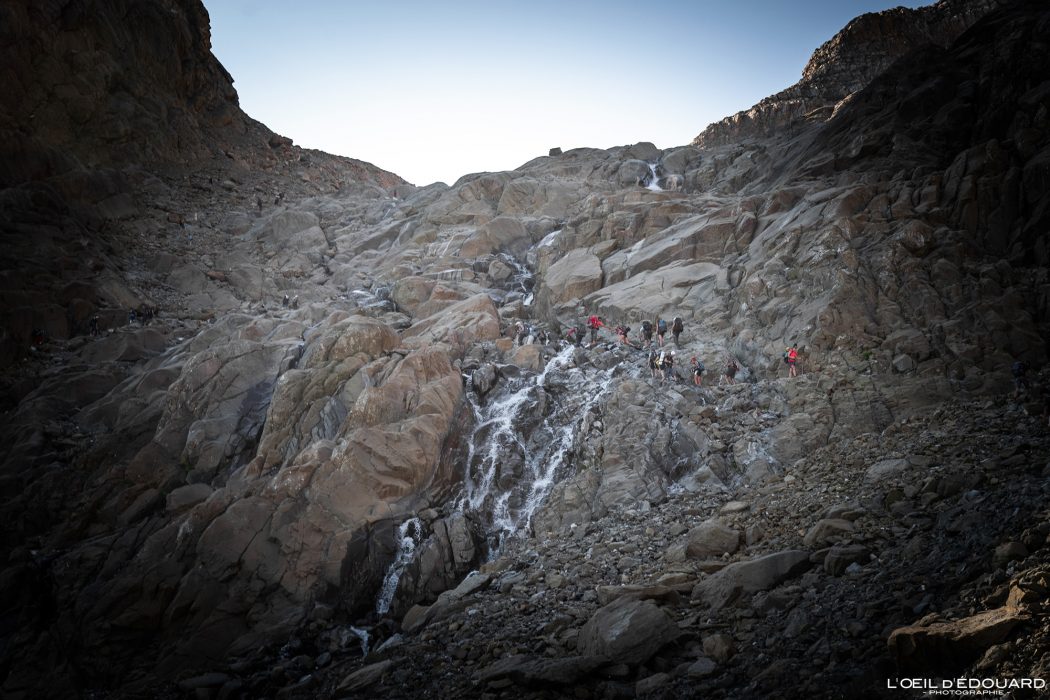 Le PIC DU TAILLON par la Brèche de Roland - Randonnée Hautes-Pyrénées ...